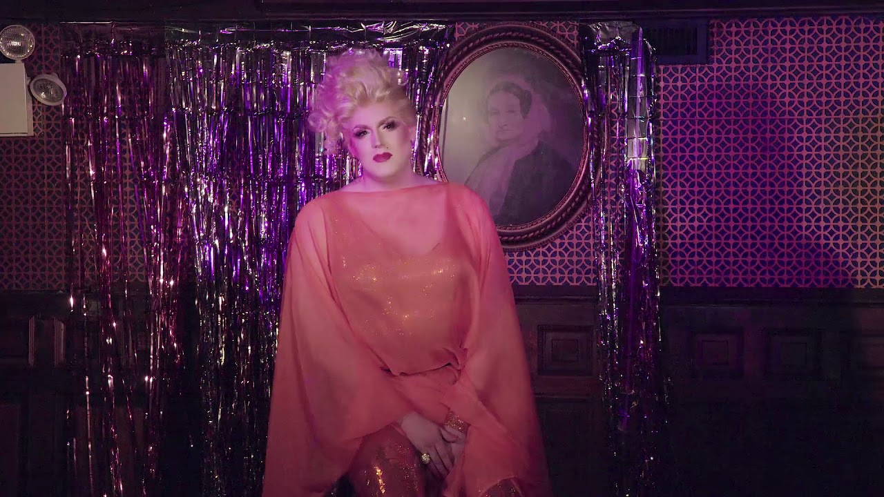 Hire Ms. Golden Delicious - Drag Queen in Brentwood, MD | GigSalad