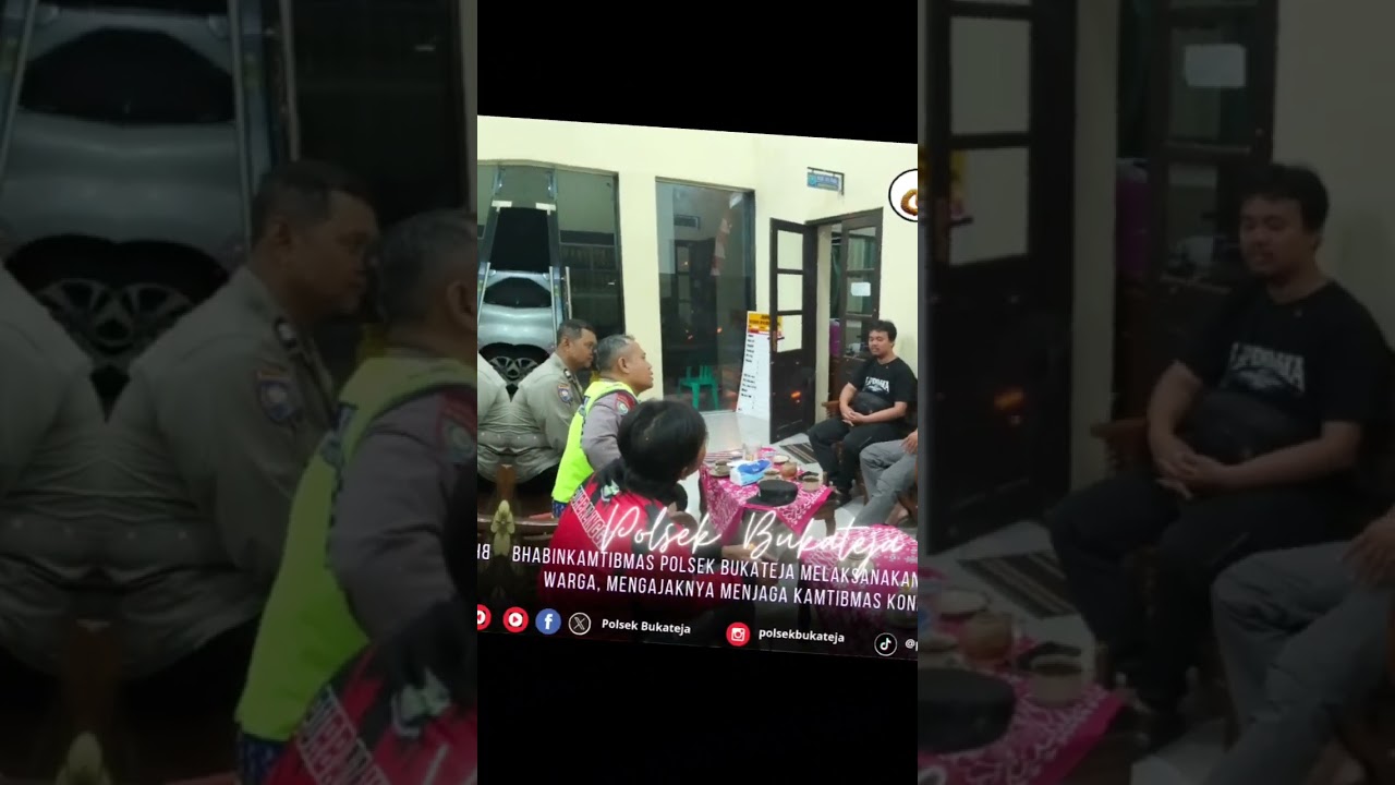 Bhabinkamtibmas melaksanakan sambang warga, mengajaknya menjaga Kamtibmas tetap aman kondusif