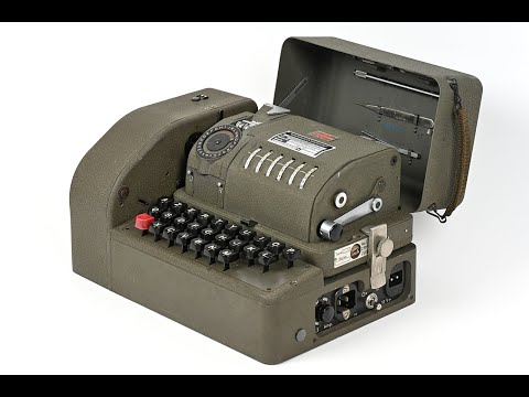CX-52 with B-52 keyboard unit