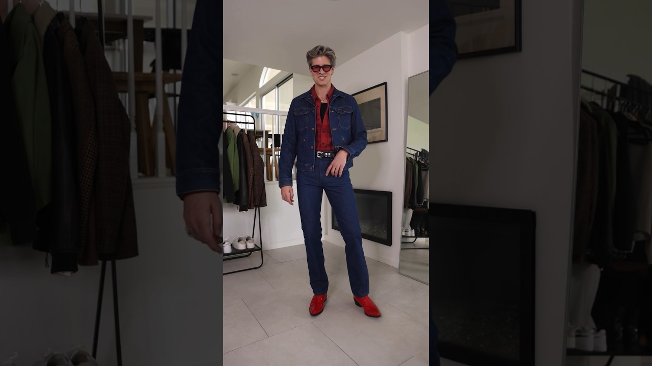 Superhero Outfits: Spiderman