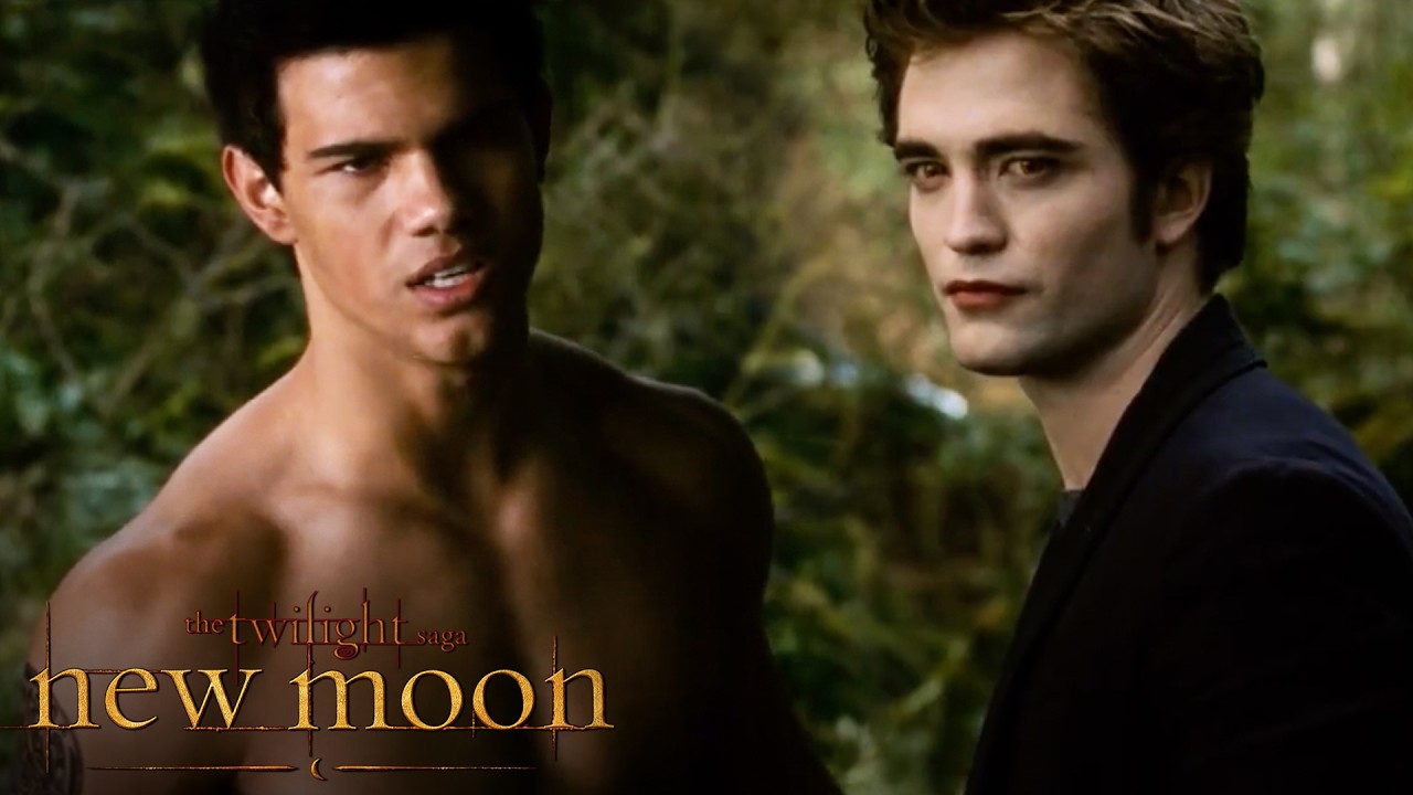 Edward & Jacob Have An Alpha Stand Off Over Bella | Twilight Saga: New Moon | Robert Pattinson