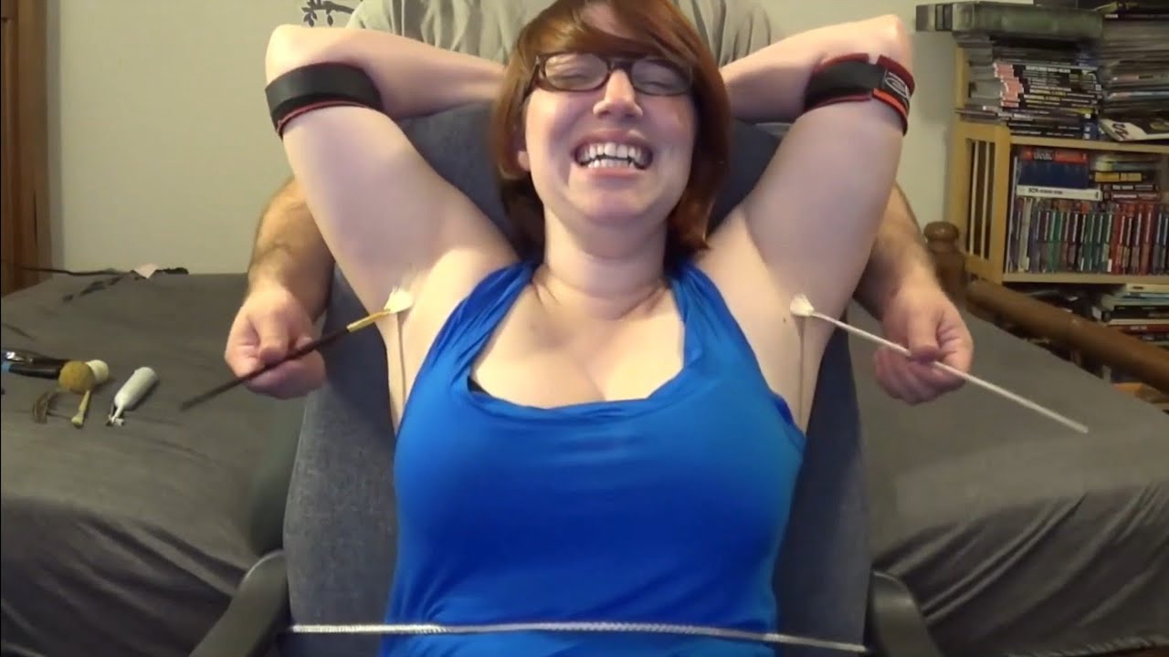 Aela's Pitstravaganza! (Armpits, HD)