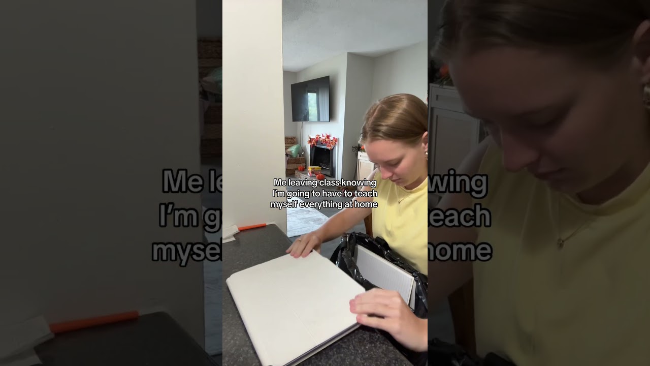 At least I use solvely ai to study so should be easier #studying #collegestudent #studytips