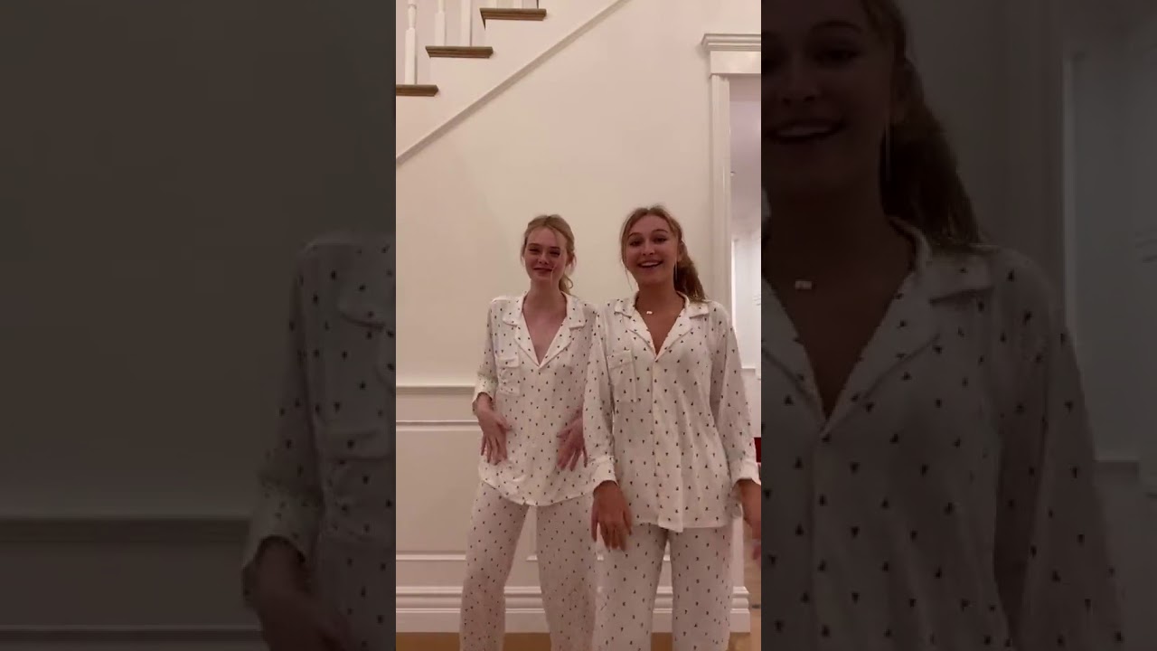 Elle Fanning Pijamas dancing tiktok