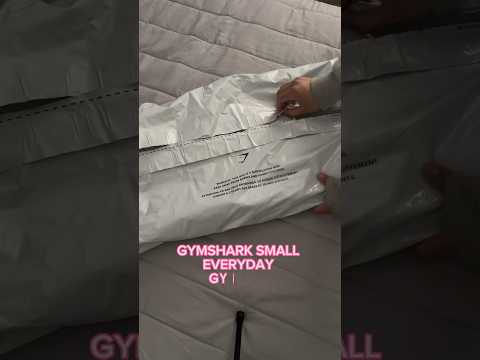 Gymshark Small Everyday Gym Bag #gymshark #shorts