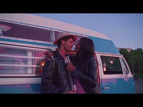 CéCé - Frente Al Mar (Official Music Video)