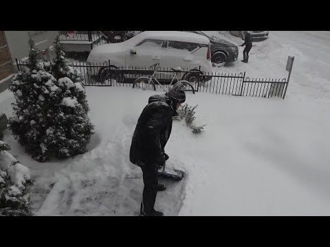 Quebec hit by massive snowstorm