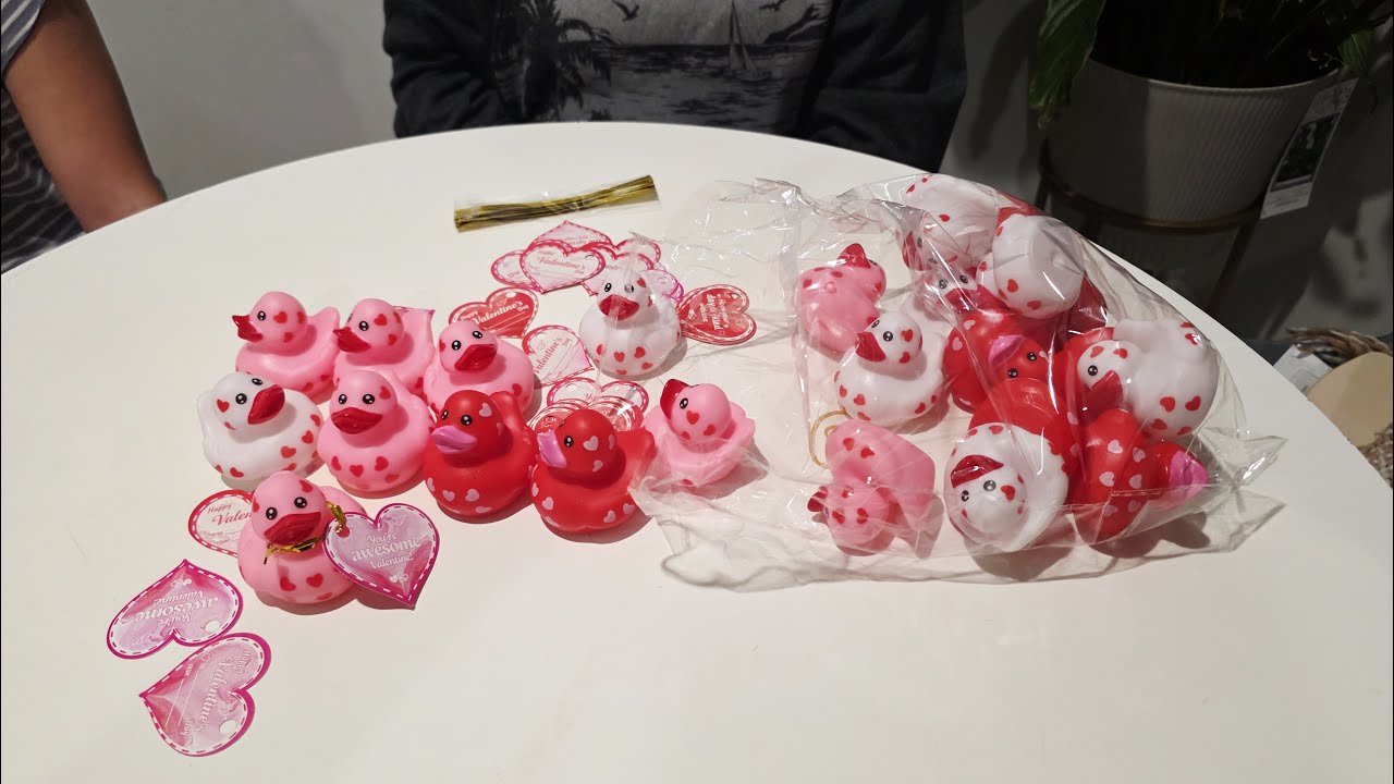 V-day rubber duckies set