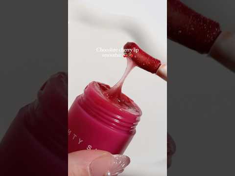 My fav lip smoothie to date! #fentybeauty #clarins #lipoil #lipmask #sephora #makeuptrends #texture