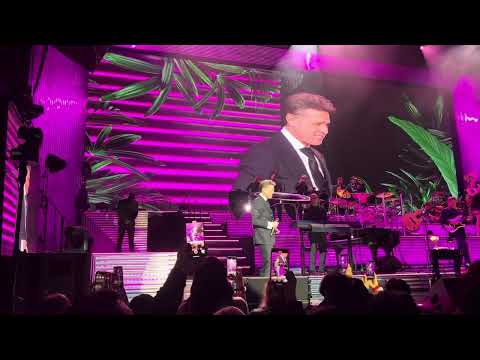 Luis Miguel Tour 2023, UBS Arena