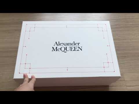 Unboxing Alexander McQueen Oversized Sneaker
