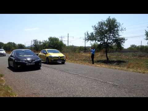 2014 Clio RS 200 EDC vs 2007 Civic Type R - Outside view