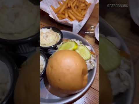 Is edleys Nashville Tennessee’s best bbq spot ? #foodblogger #615 #fries #brisket #wings #pickles