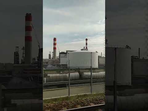 #raffinerie @Vienna @omv #omvlogs #wien