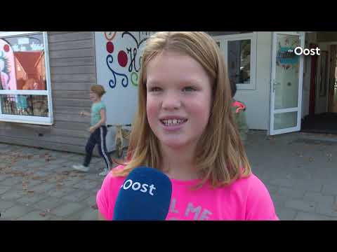 Speciaal verkeersbord voor veilige schoolomgeving Lemelerveld