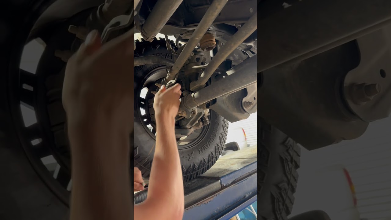 How to straighten any Super Duty steering wheel #ford #shorts ￼