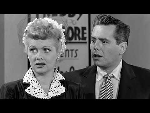 Lucy Memorizes the Wrong Answers for a Radio Quiz Show