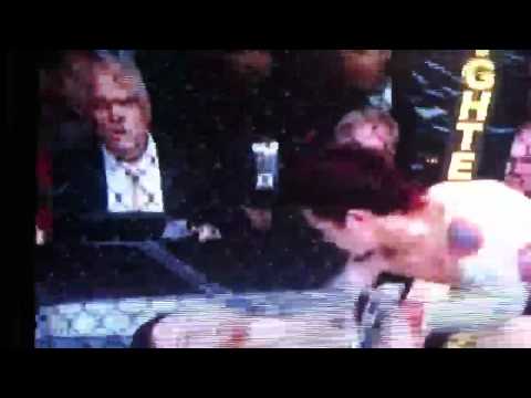 Scott Jorgenson knocks Ken Stones EYE sideways.