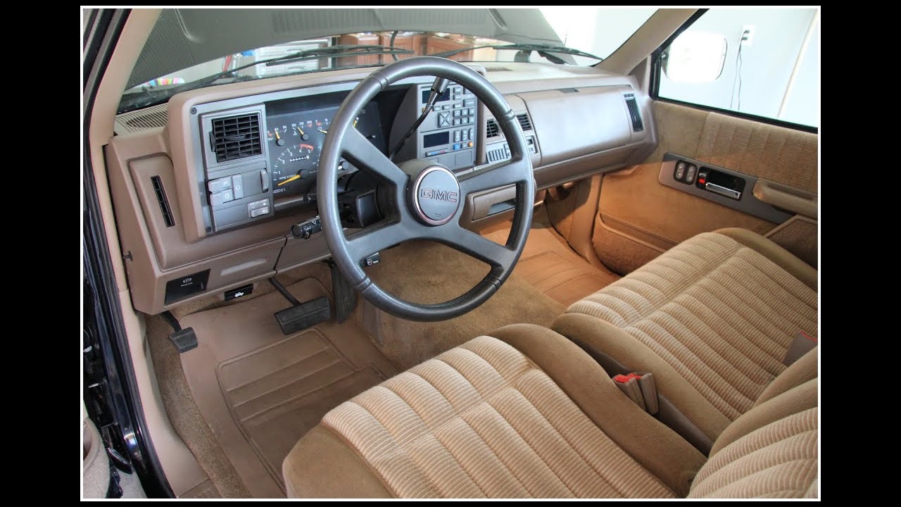 1993 GMC Sierra SLE C1500 Shortbed Interior