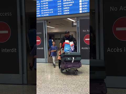 Toronto Pearson International Airport Arrivals π¨π¦ #shorts