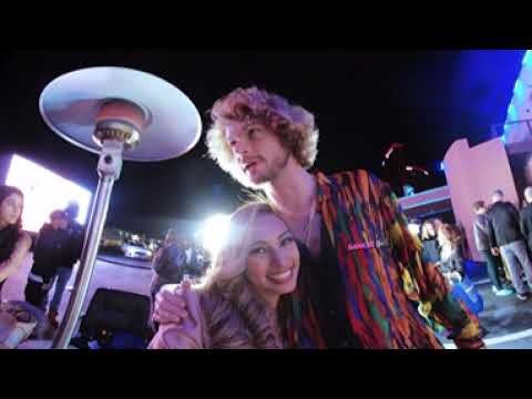 #YungGravy | Sapphire Gentlemen's Club #RedCarpet w/ #Banksie in #VR!