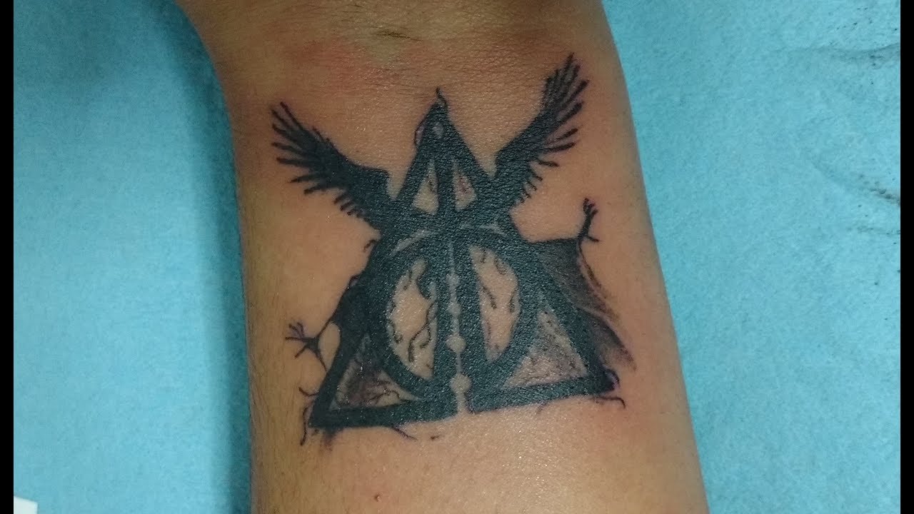 Tattoo Harry Potter / Deathly Hallows tattoo- Nosfe Ink Tattoo