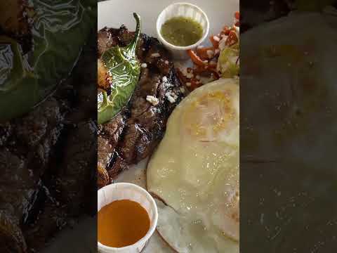 Where to eat breakfast in Los Angeles? #shorts #shortvideo #losangeles #breakfast