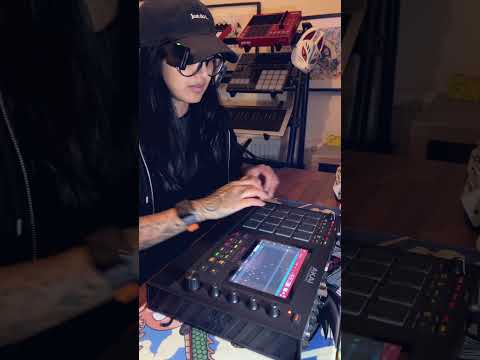 MPC LIVE 2 - NO CABLES?!