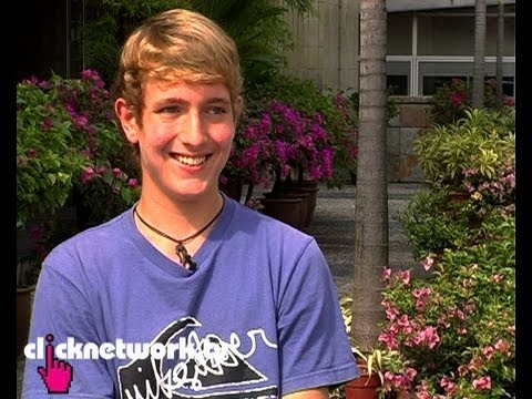 Video of the Week: Singaporean “White” Boy | A Linguist in the Wild (2.0)