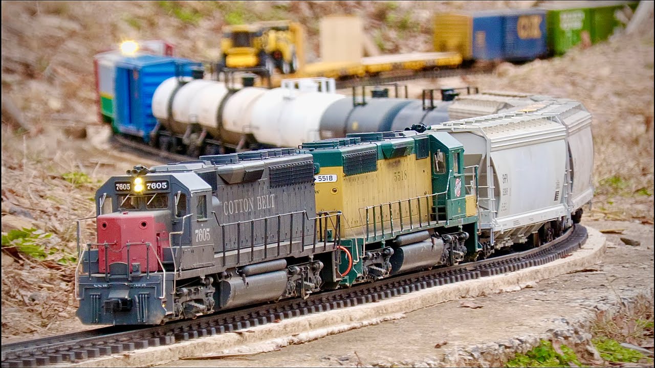 Dave Weber's Massive G Scale Tehachapi Loop The Mojave Sub