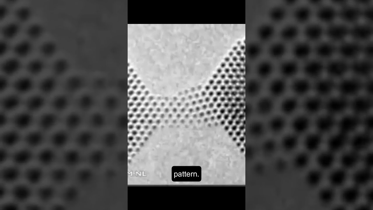 Gold Atoms Being Pulled Apart Under Microscope!