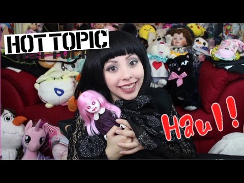 Gothically Inclined Hot Topic Haul! (Iron fist, living dead dolls!)