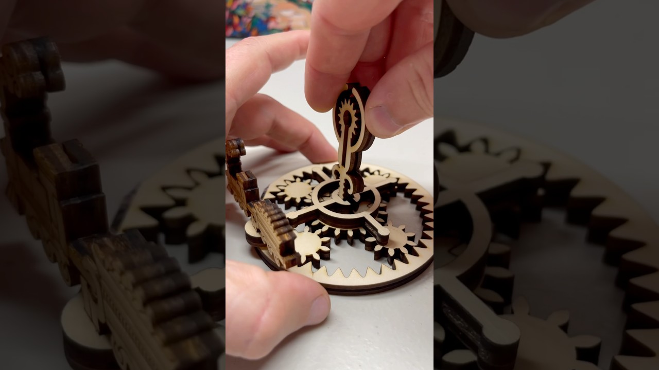 Mini train puzzle #lasercutting #lasercut #laser #minipuzzle #palmarispuzzles