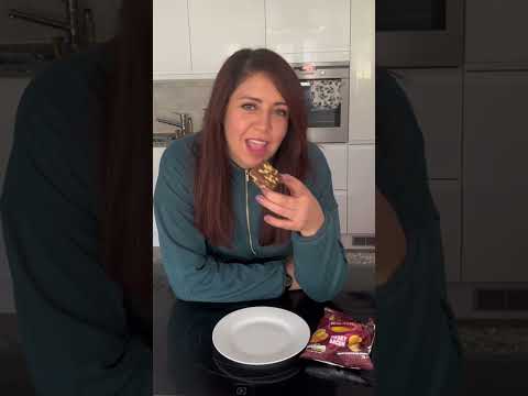 How to Stop Eating Food You Don’t Need (Therapist Answers) #overeating #foodfreedom #psychotherapist