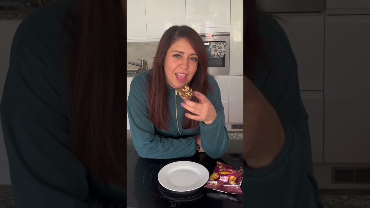 How to Stop Eating Food You Don’t Need (Therapist Answers) #overeating #foodfreedom #psychotherapist