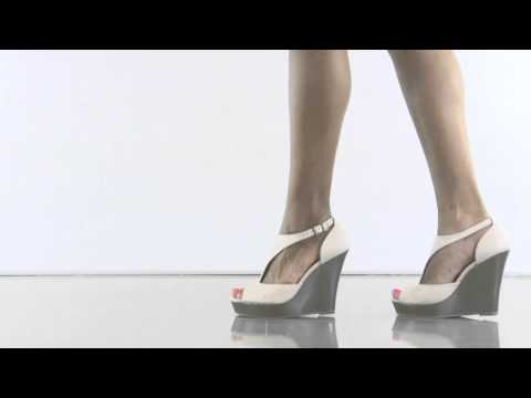 Lickety Split in Vach Pewter BC Footwear