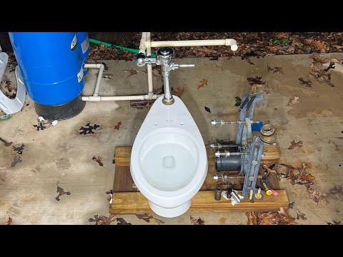 2009 American Standard Madera Toilet Flushes!