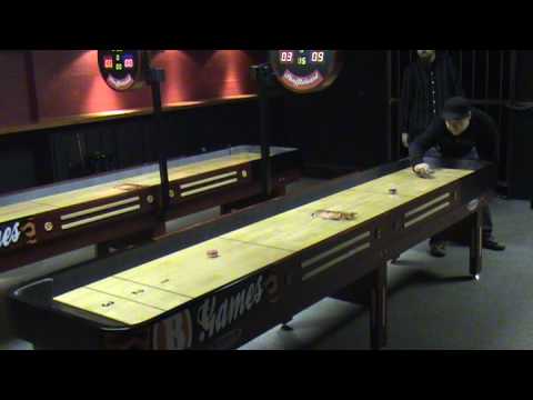 Balls Games: Shuffleboard