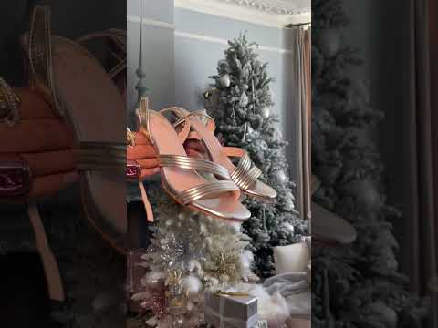 Ophelia's Christmas Outfit | QVCUK