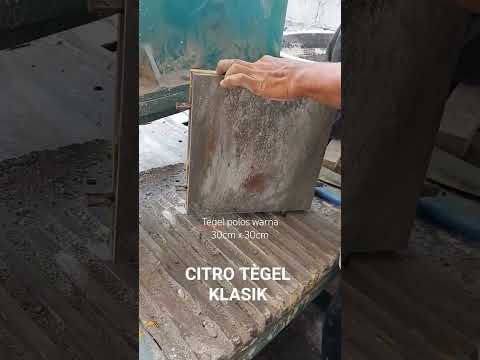 pembuatan tegel polos warna kuning uk 30cm x 30cm..Citro tegel klasik