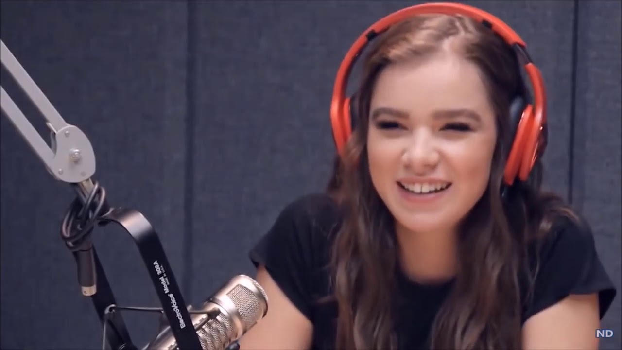 Hailee Steinfeld cute and funny moments