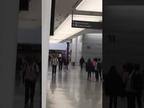 SFO AIRPORT Before security to gates A1-12