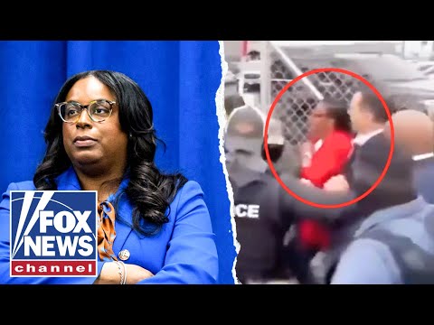 BREAKING: LaMonica McIver arraigned on charges of assaulting ICE agents