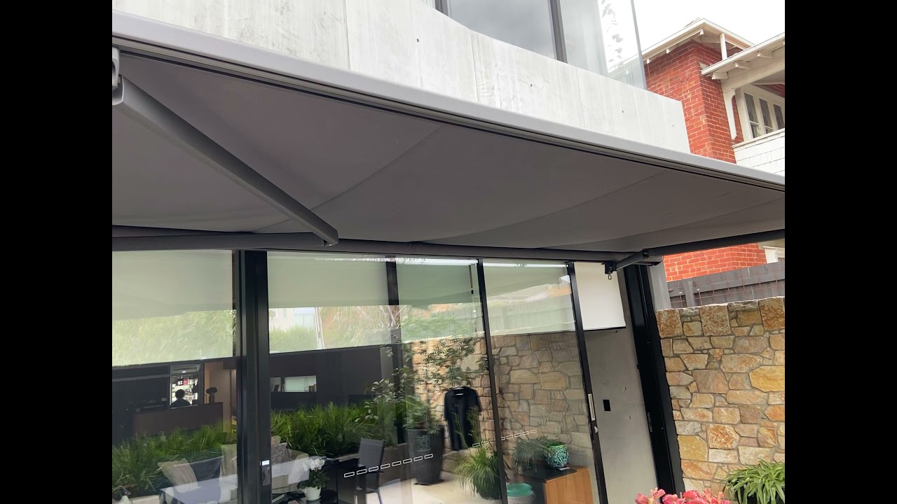 Folding Arm Awnings | Retractable Roof System