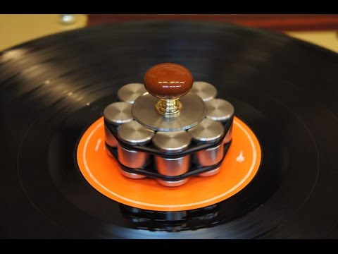 W Record Stabilizer, Trans Tube Preamp, Neumann MC Stepup Trans, 300B PP Power Amp (Light Music LP)