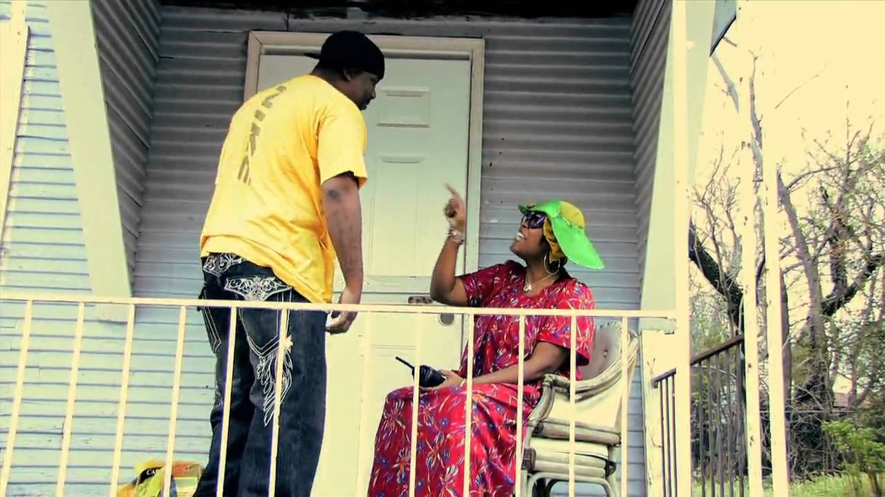 Dooney 'Da Barber 'Da Priest....(Pull Your Pants Up) The Original music video