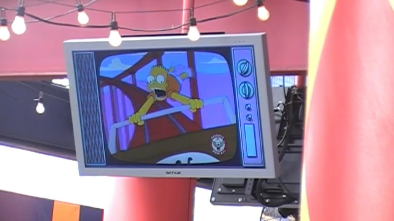 The Simpsons Ride: Krustyland Katastrophe! - Queue Video