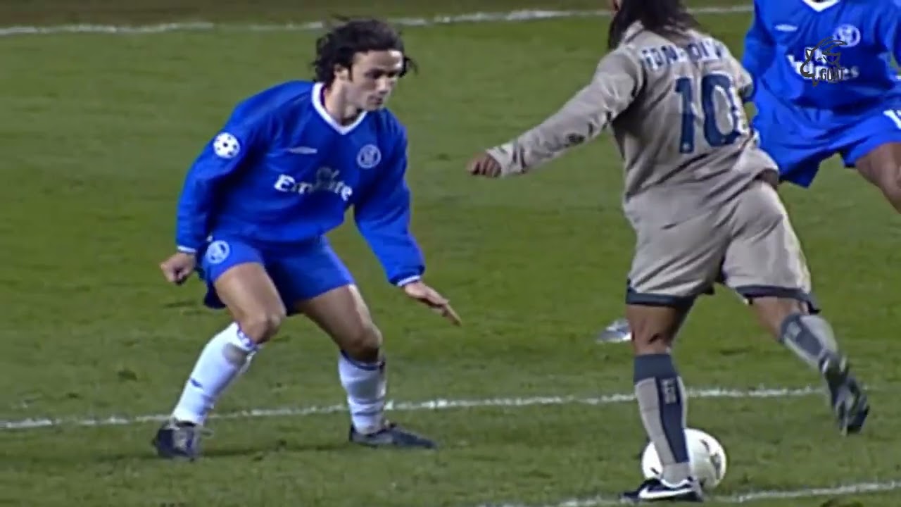 Ronaldinho Amazing Iconic Dancing Goal vs Chelseal | UCL 2004/05
