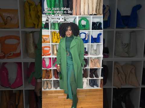 The best thing about being a 50-year old woman……#howtostyle #winterfashion #monochrome #blackwoman