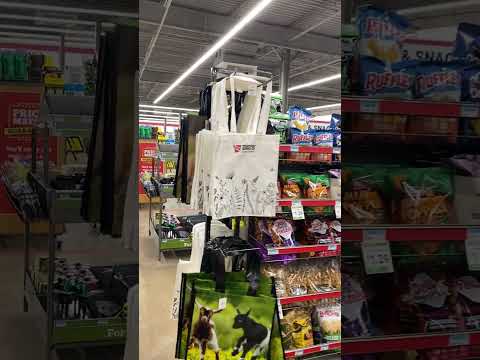 TSC - 2 Second Spot within the Tractor Supply Co. store #reallifehacks #tractor #tractorsupply